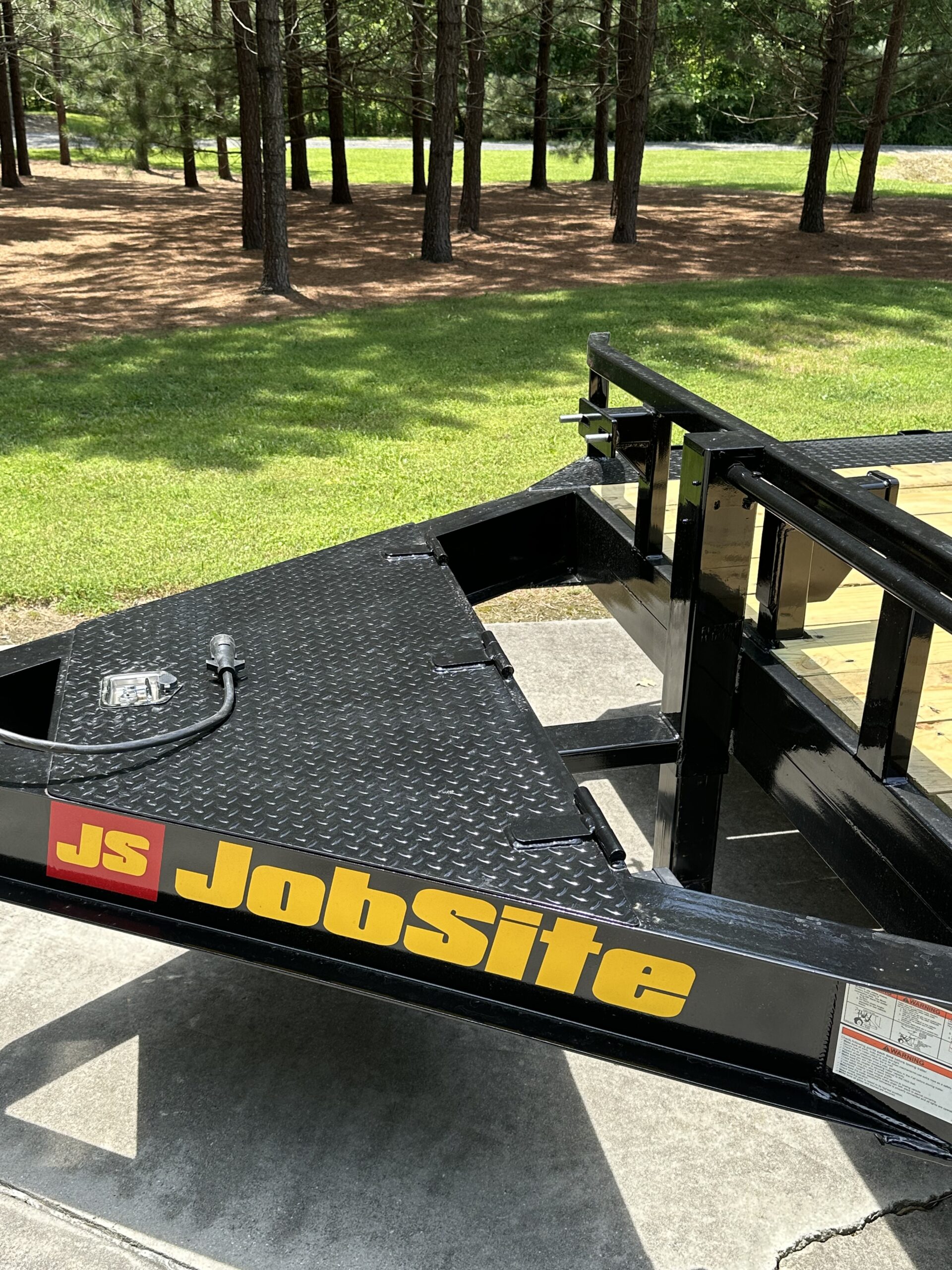 Drive Over Fender Equipment Trailer, 19000 LB GVWR - Jobsite Trailers ...