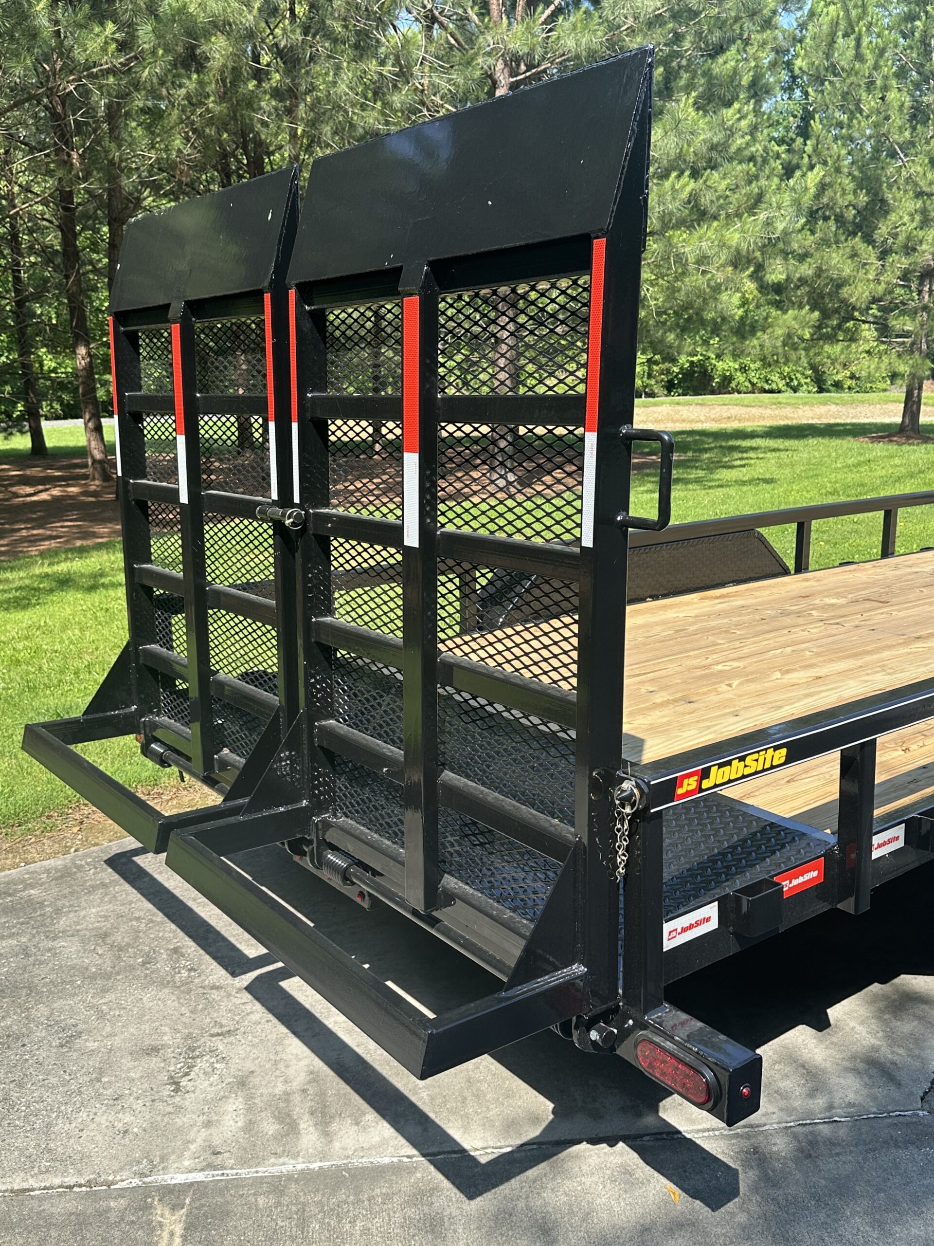 Landscape Trailer, Industrial Duty, 15,000 lb GVWR - Jobsite Trailers ...