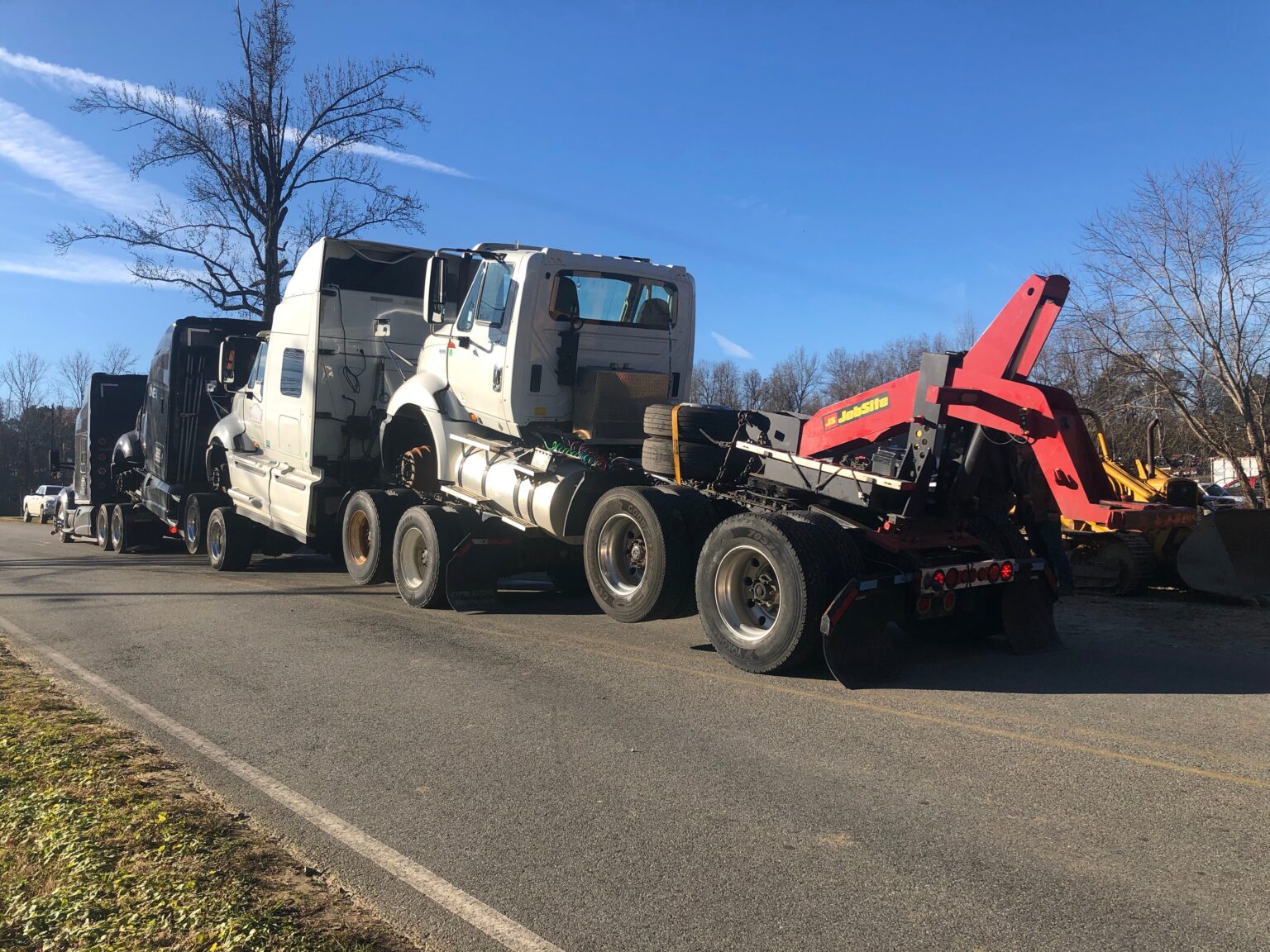 Fifth Wheel Wrecker Boom - Premium - Jobsite Trailers and Attachment ...